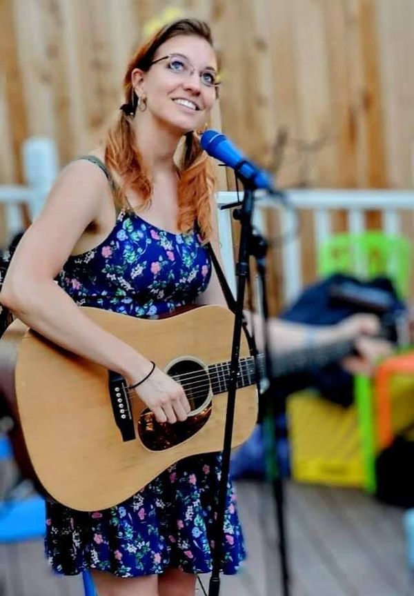 Shanna In A Dress - Shows