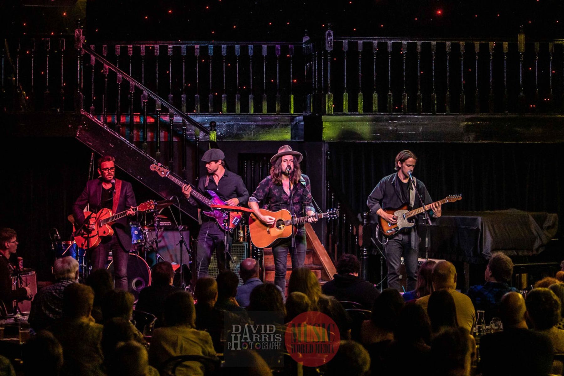 Lachlan Bryan & The Wildes