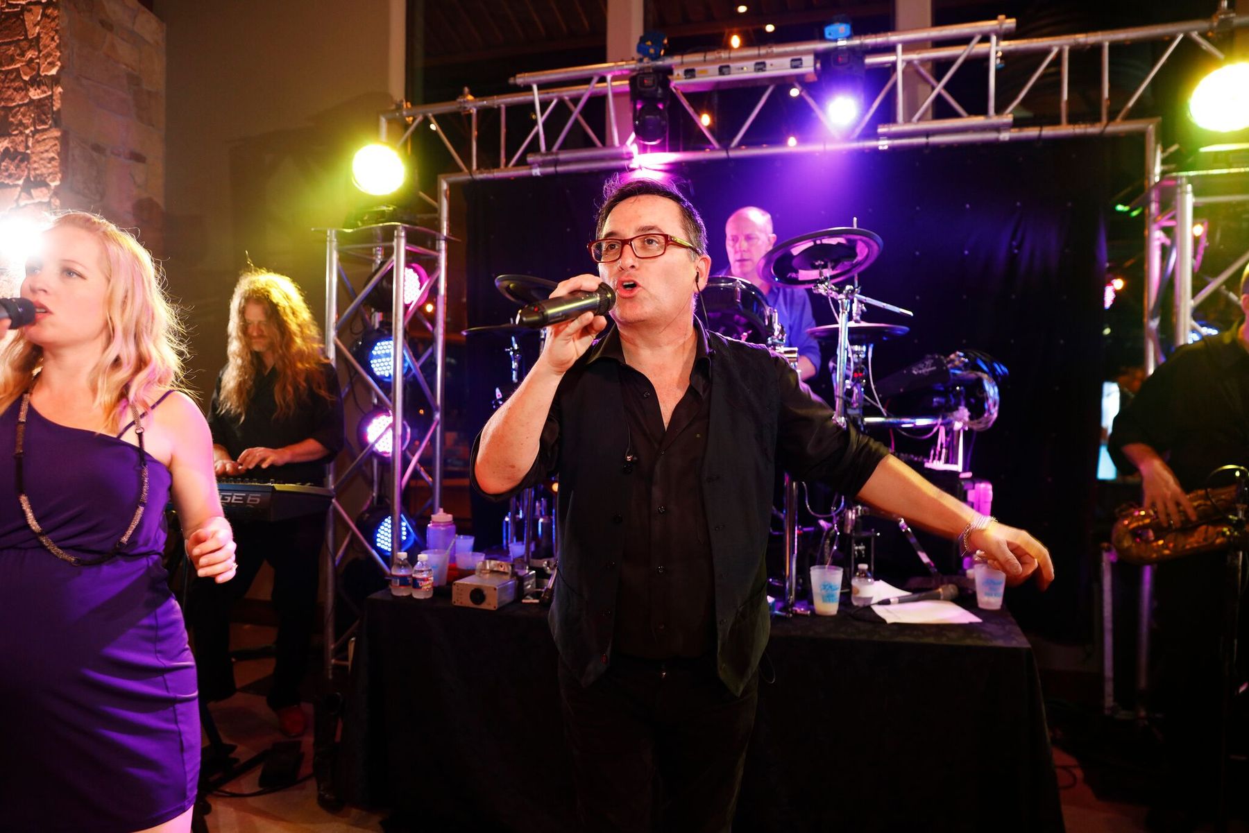 Best Wedding Reception Band in Austin, TX - The Pictures Band