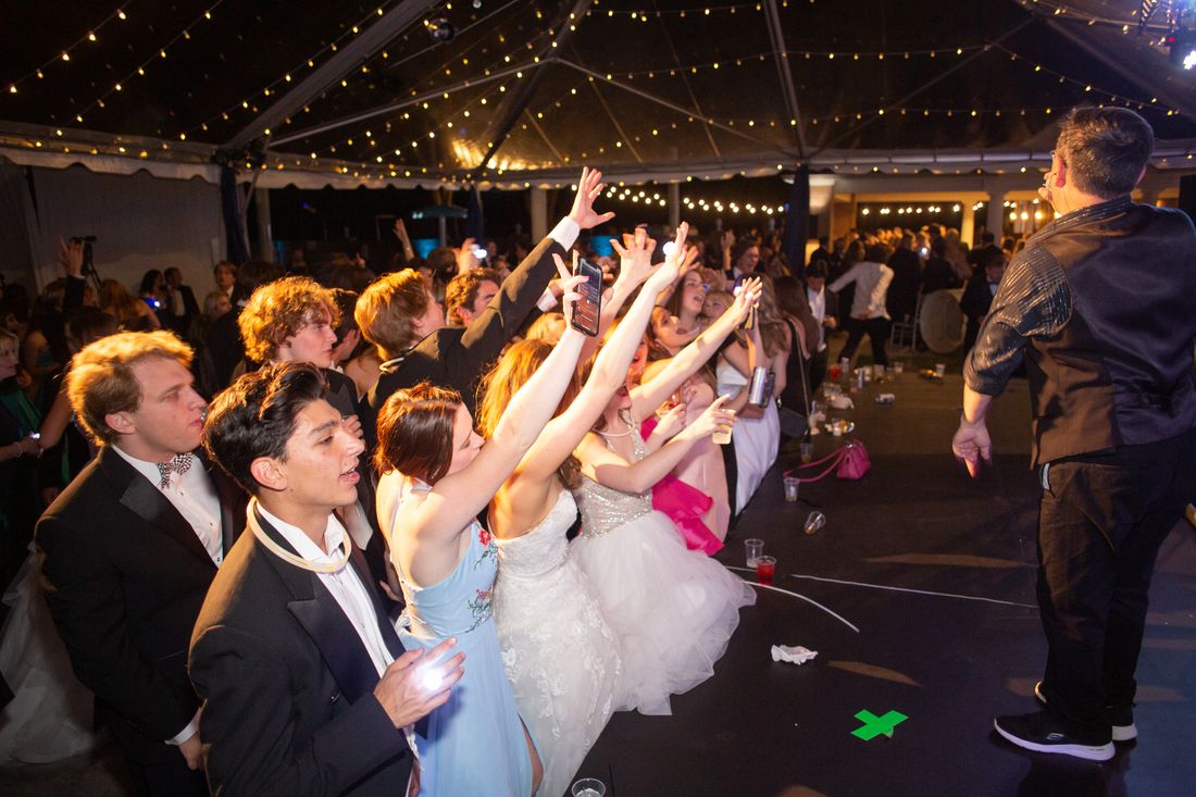 Best Wedding Reception Band in Austin, TX - The Pictures Band