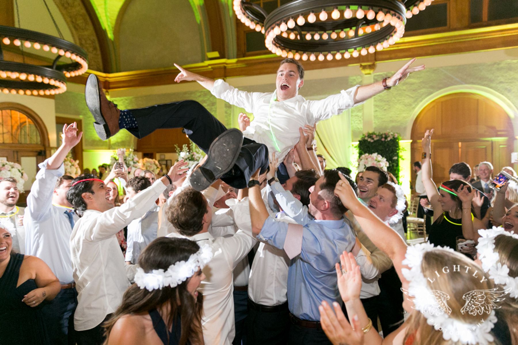 Best Wedding Reception Band in Austin, TX - The Pictures Band