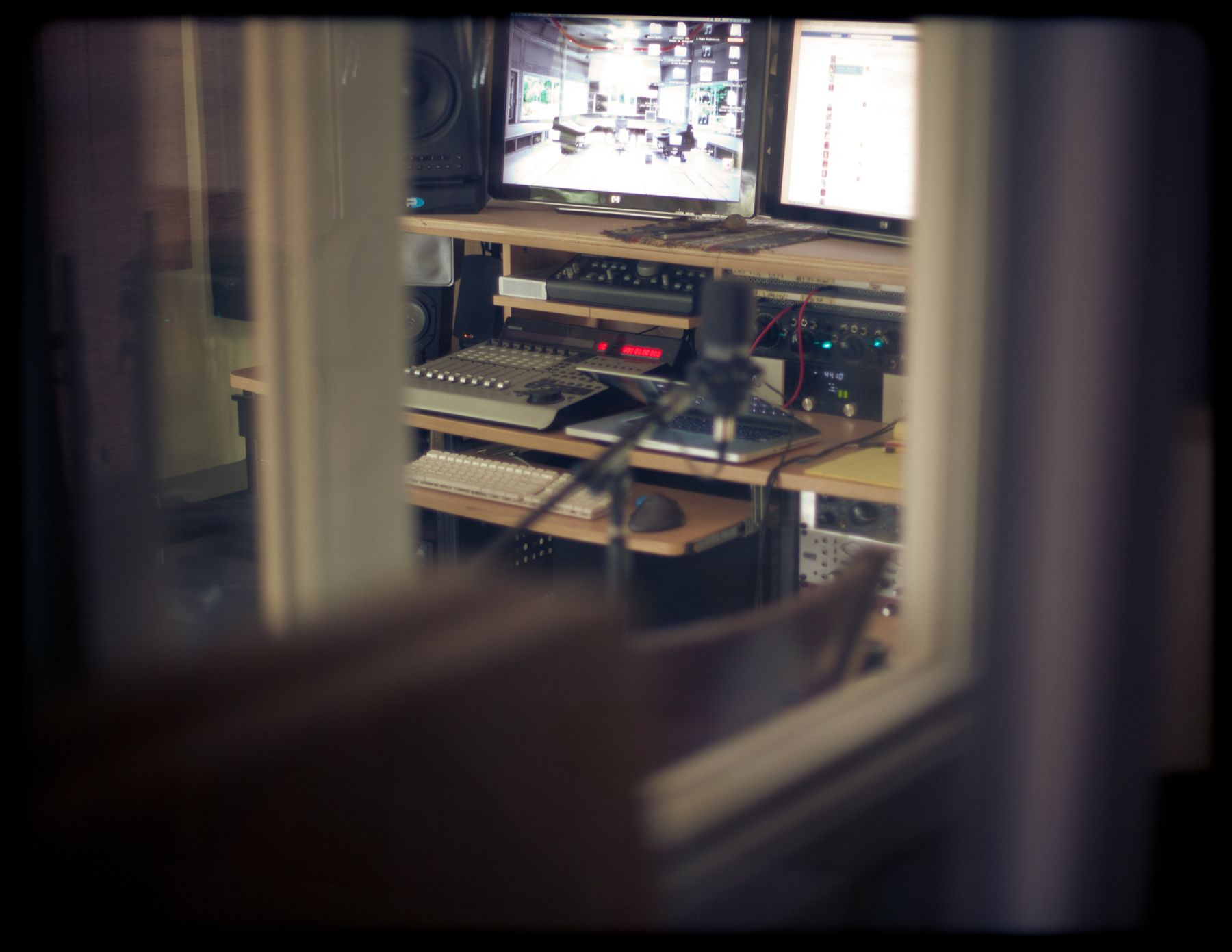 Daniel Barrett | Producer, Author, Artist Development