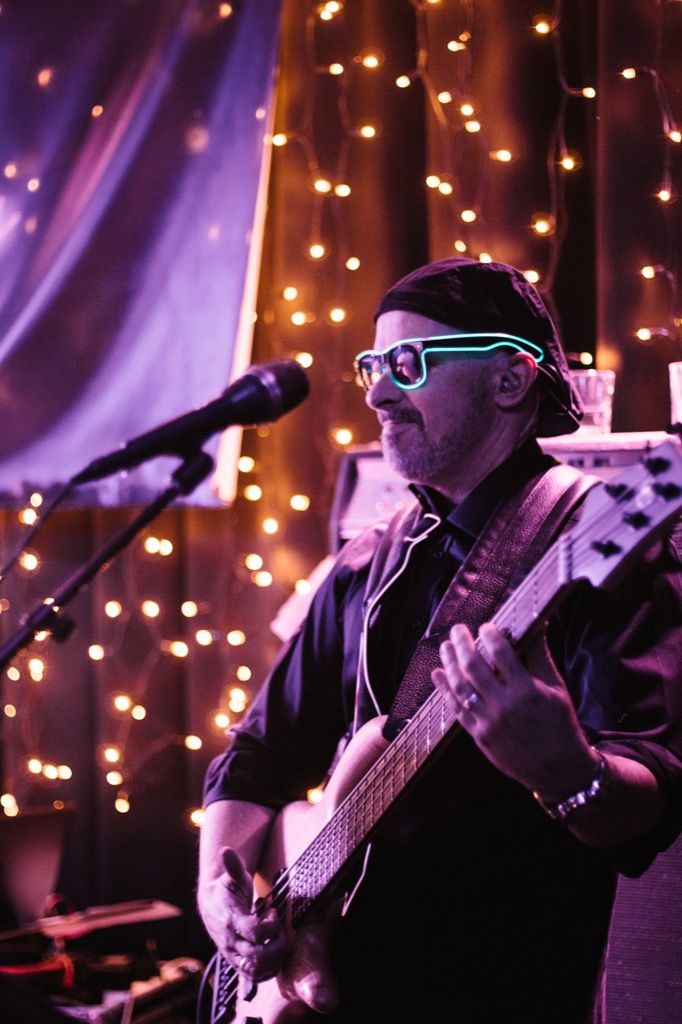 Frisky Business - 80s Party Band