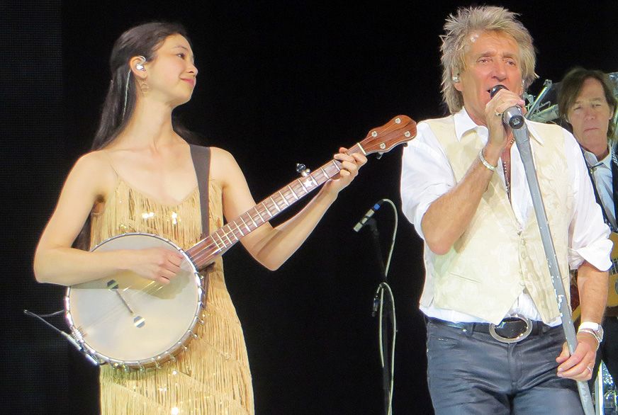 Annie Staninec | Bluegrass Fiddler | Portland Fiddle Teacher