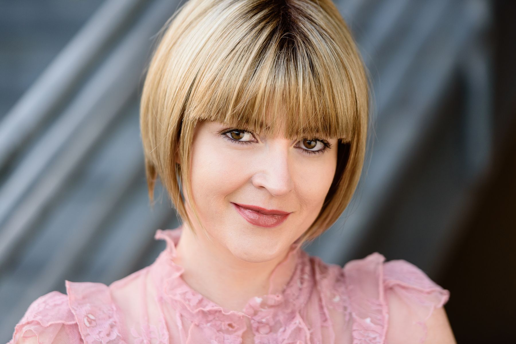 Ischa Bee - Behind-The-Scenes/On set