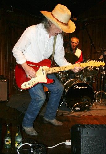 The Blues Hound - Photo
