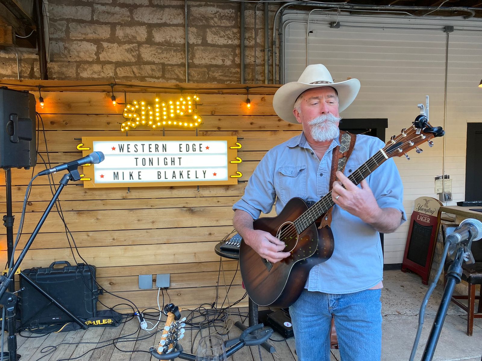 Mike Blakely - Gallery