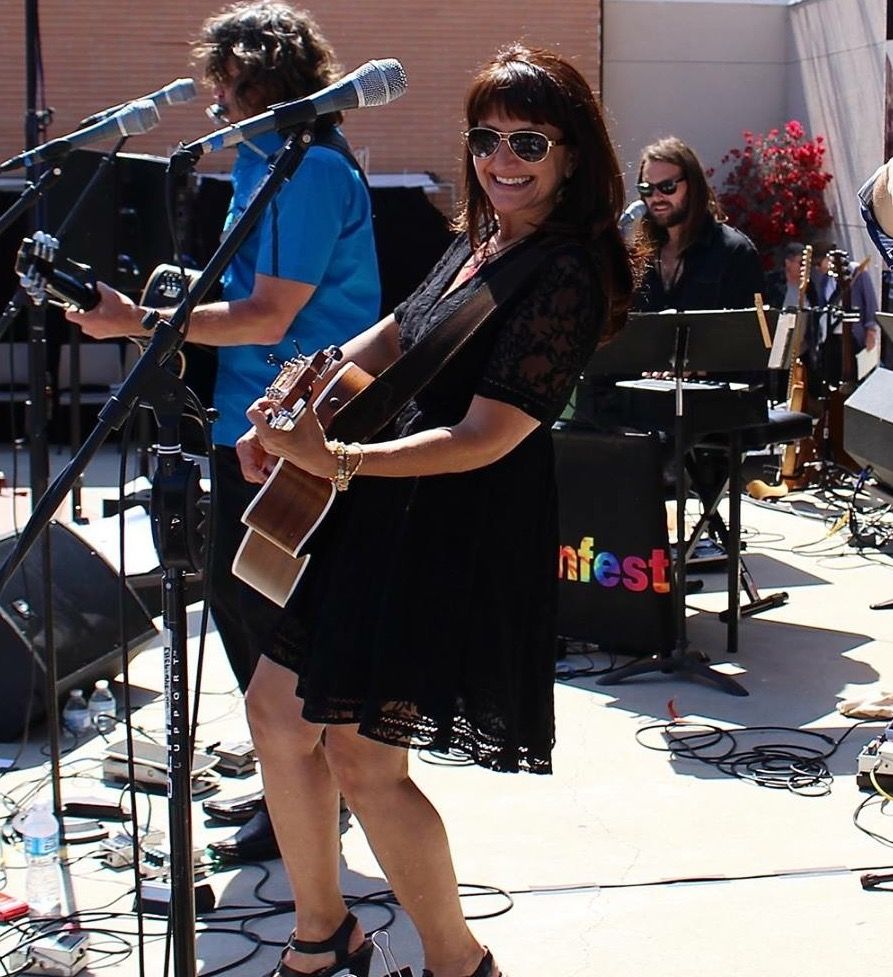 Andy & Renee & Hard Rain - Photos