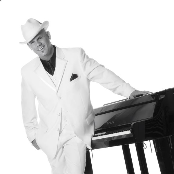 MR. BOOGIE WOOGIE - Shows