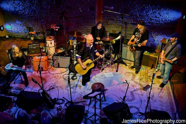 Cosmic American Derelicts