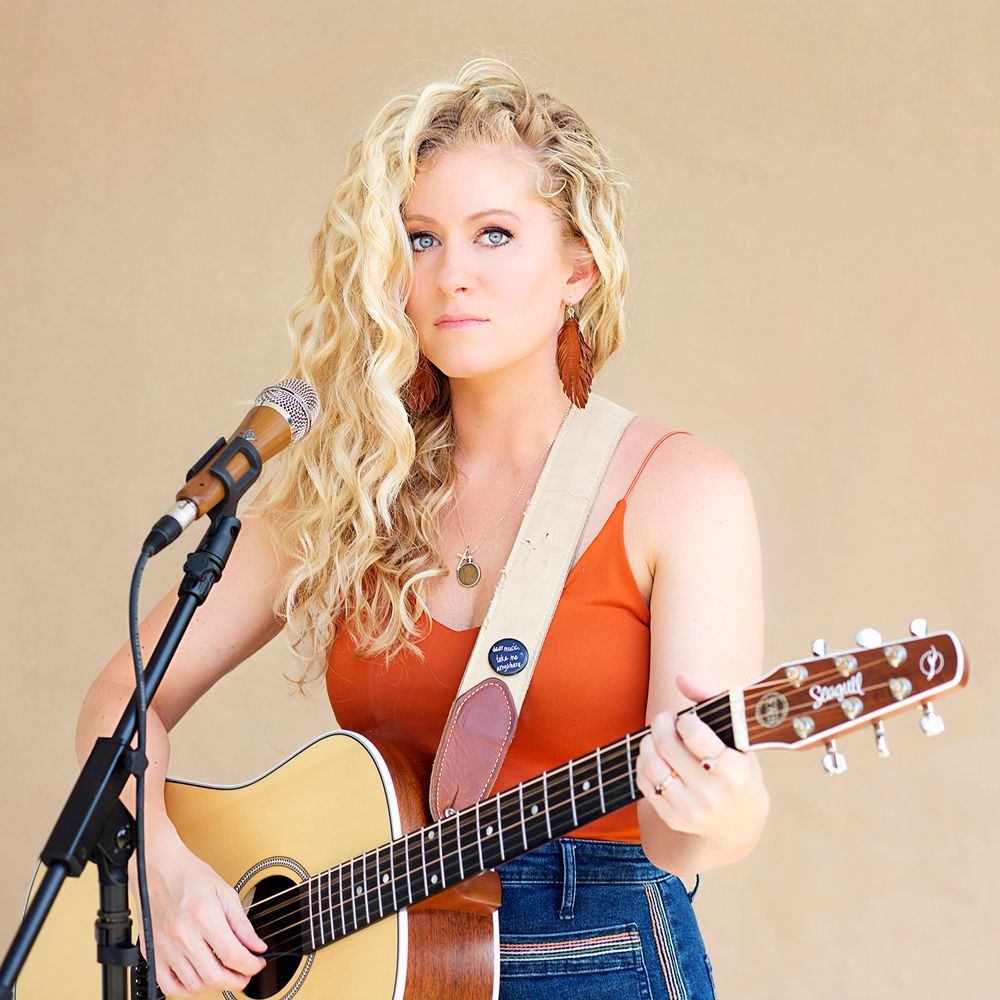 Abbie Thomas - Press Kit