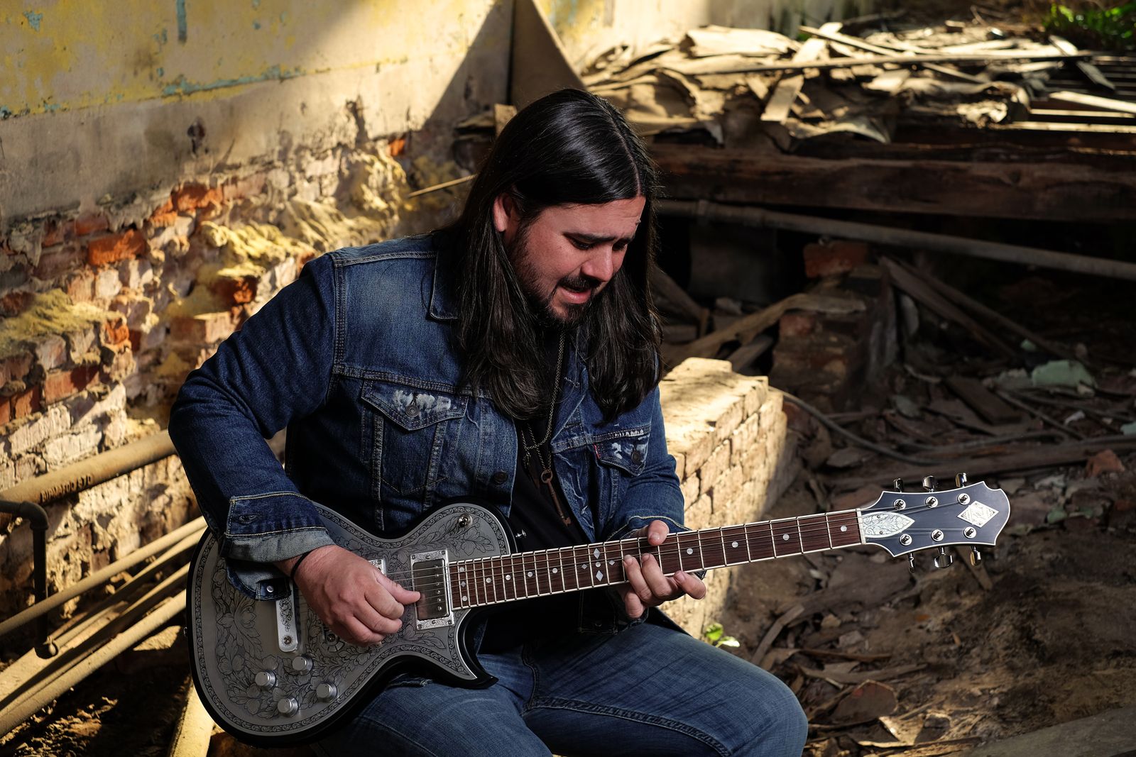 Derrick Dove & the Peacekeepers - Photos