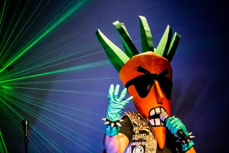 RADIOACTIVE CHICKEN HEADS - Photos