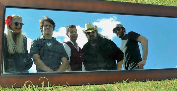 Grayson Hugh - Shows