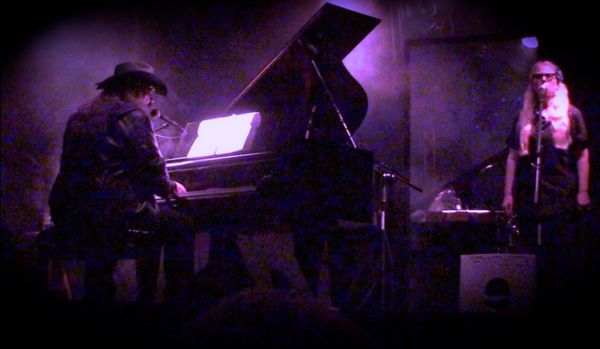 Grayson Hugh - Shows