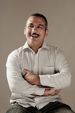 Robin de Crespigny - Ali Al Jenabi