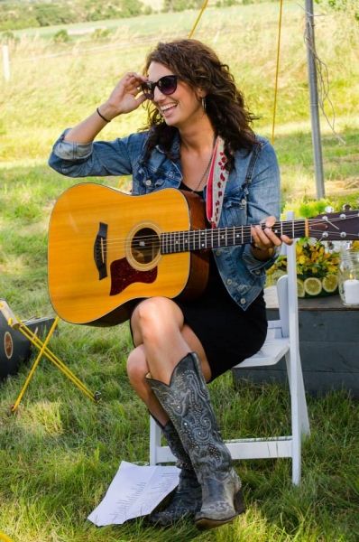 Jessie Veeder - Photos