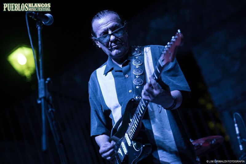 ecbordersoul.com - Bio