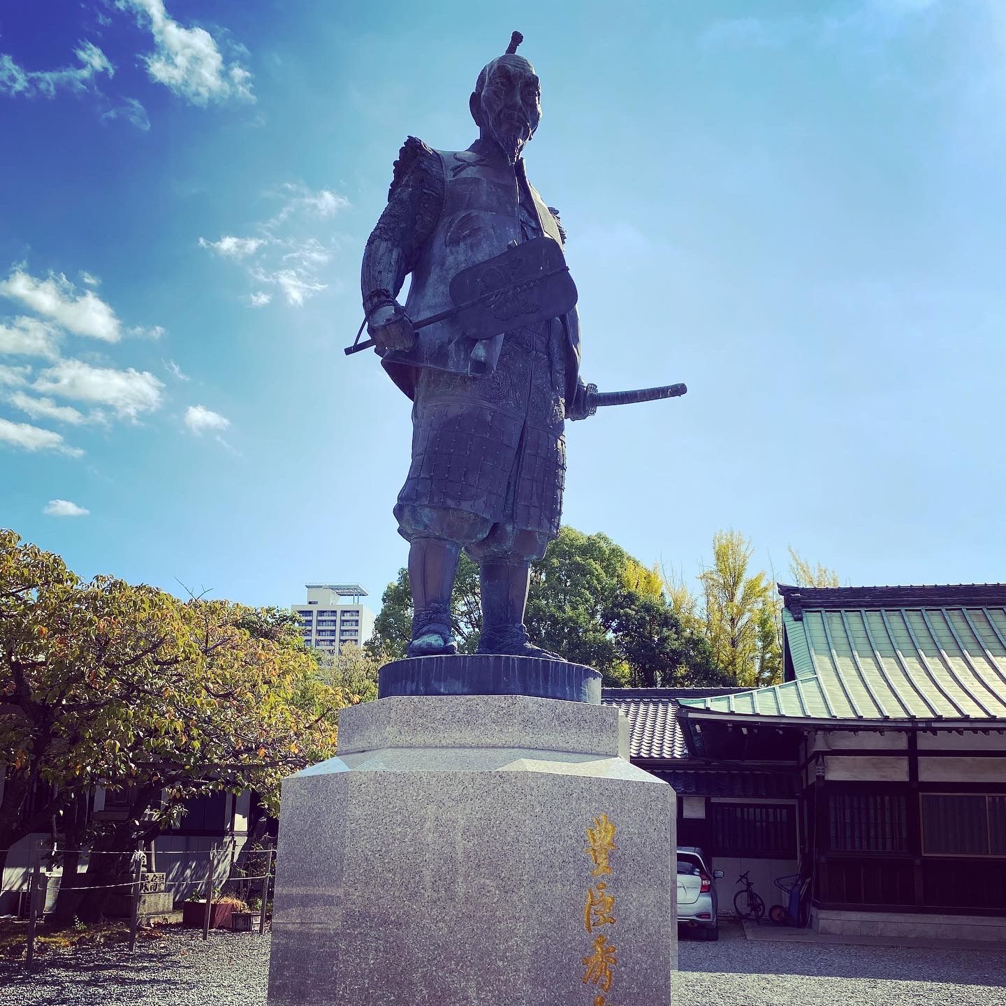 CHIAIS WEB - Tour of 100 famous Japanese castles