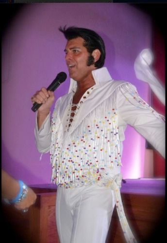 Richie Santa "A Tribute To The King" - Photos