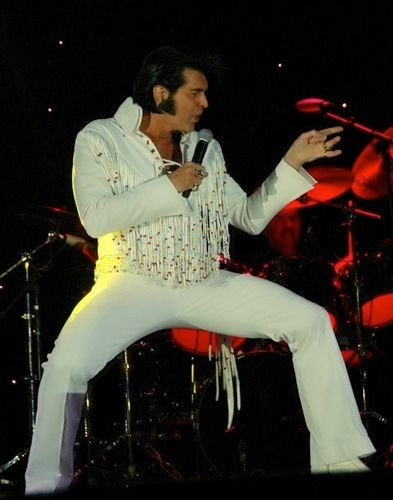 Richie Santa "A Tribute To The King" - Photos