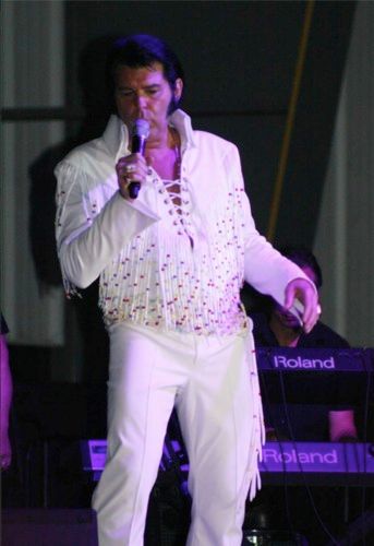 Richie Santa "A Tribute To The King" - Photos