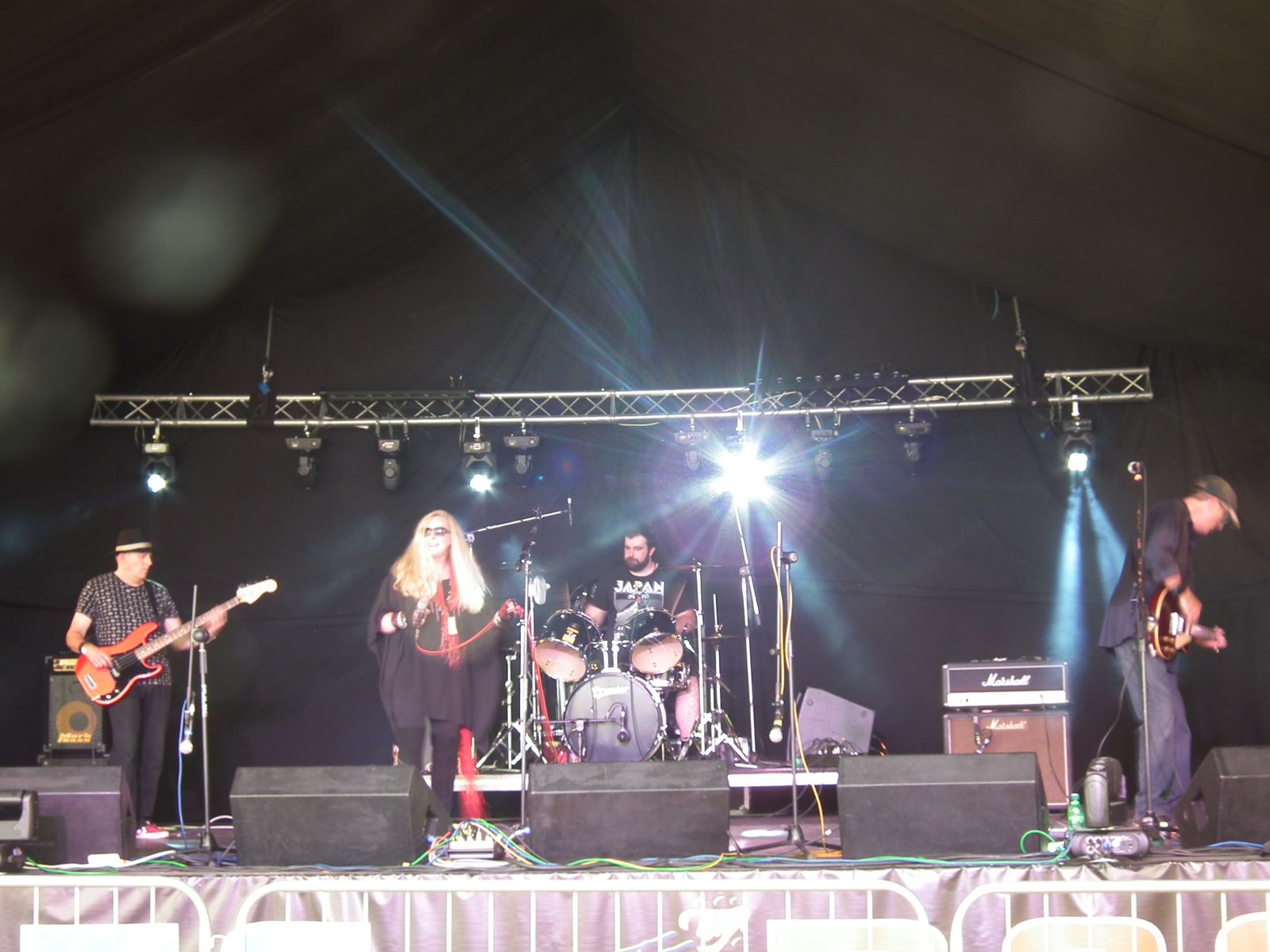 Maria Daines - PICTURES