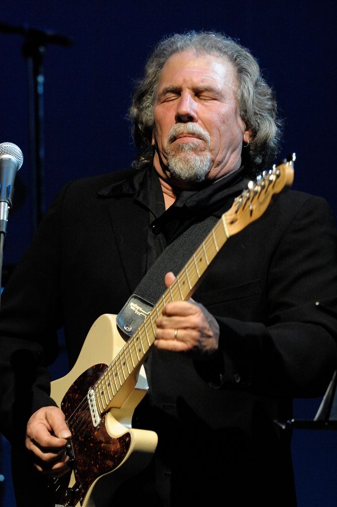 Danny Krieger | azblueshof