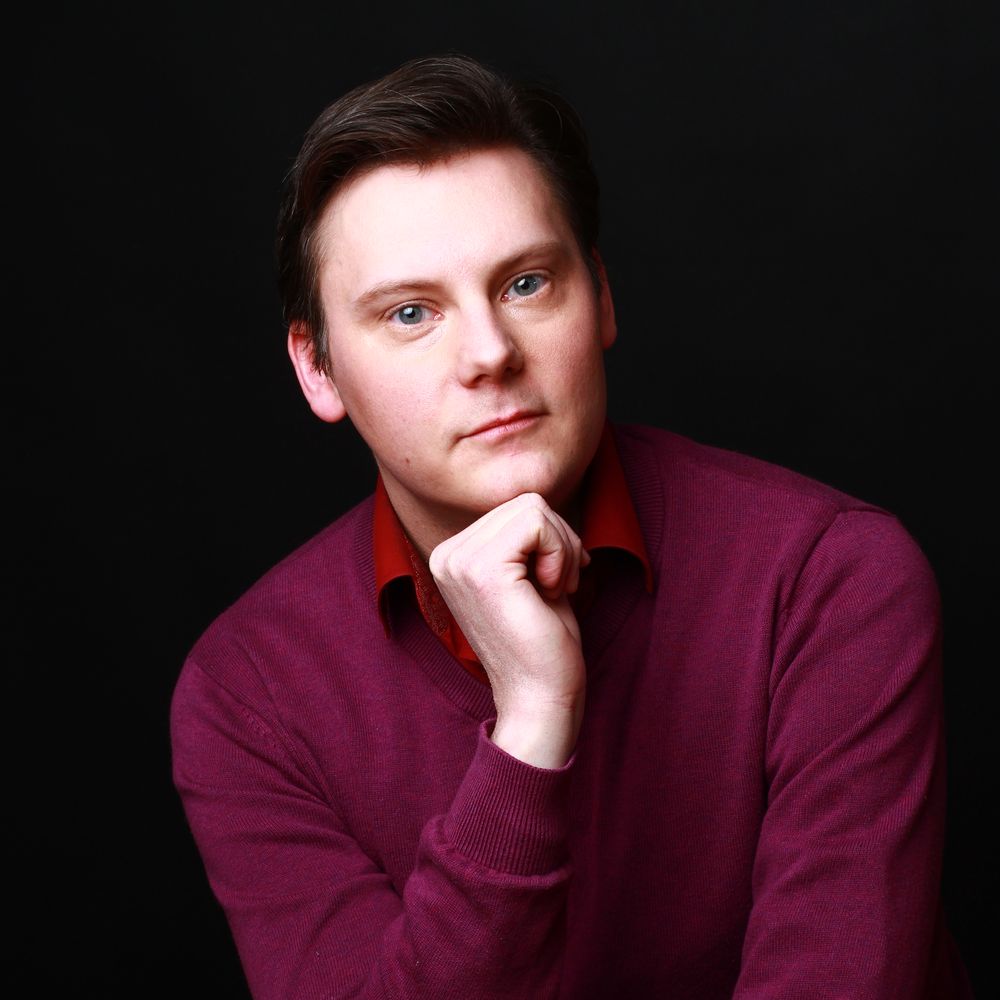 Michael Axelsson - lyric tenor - Press Kit