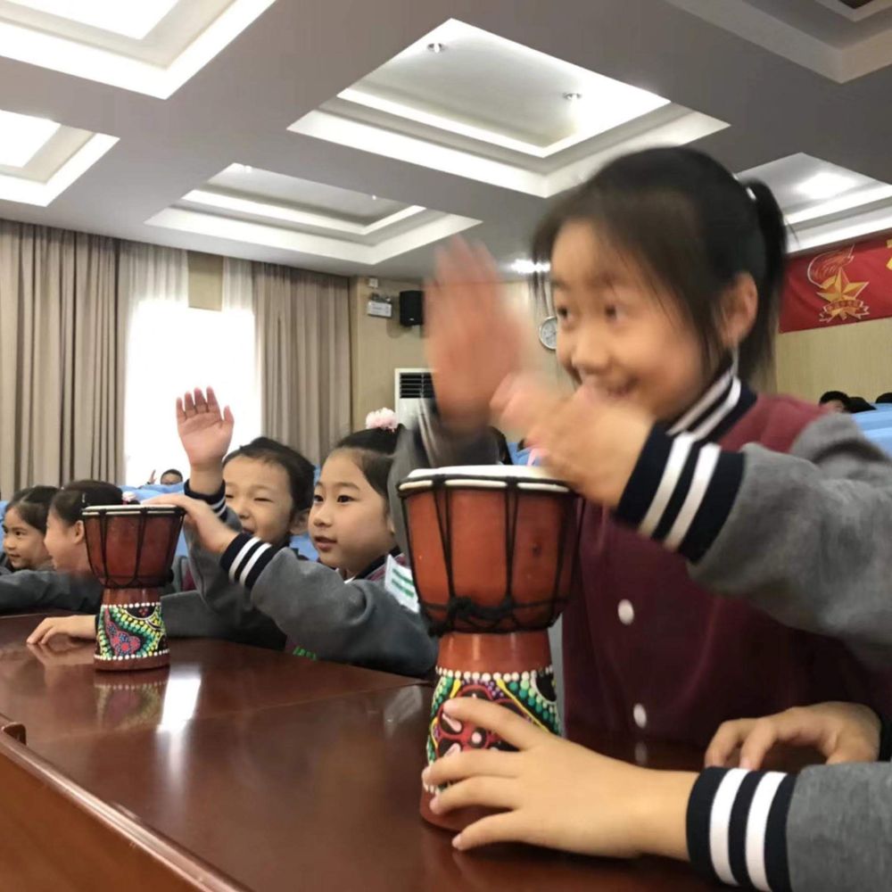 Amazing Drumming Monkeys - Performance options