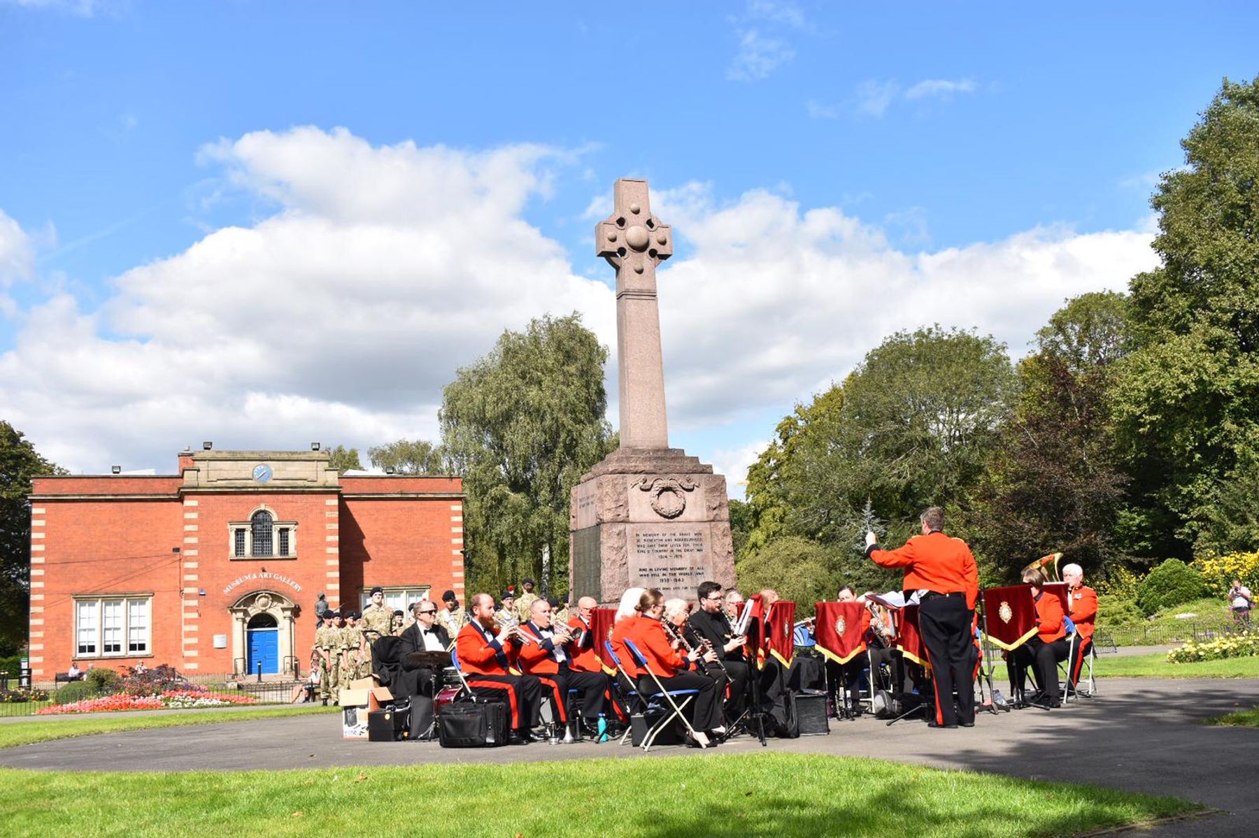 Buglerforhire.co.uk | Last Post bugler | Funeral bugler | Wedding ...