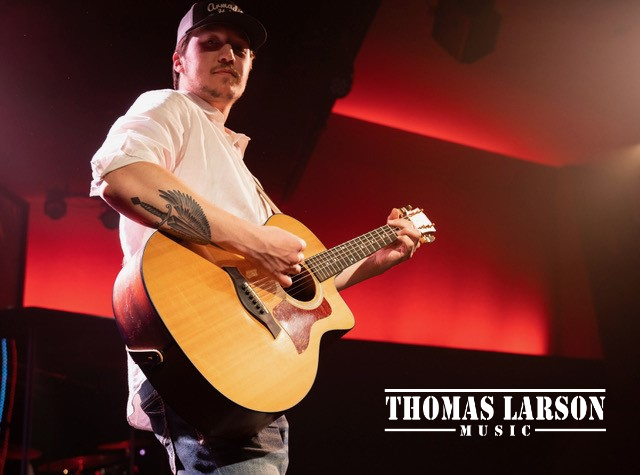 Thomas Larson - Musician for live acoustic venues, weddings and private ...