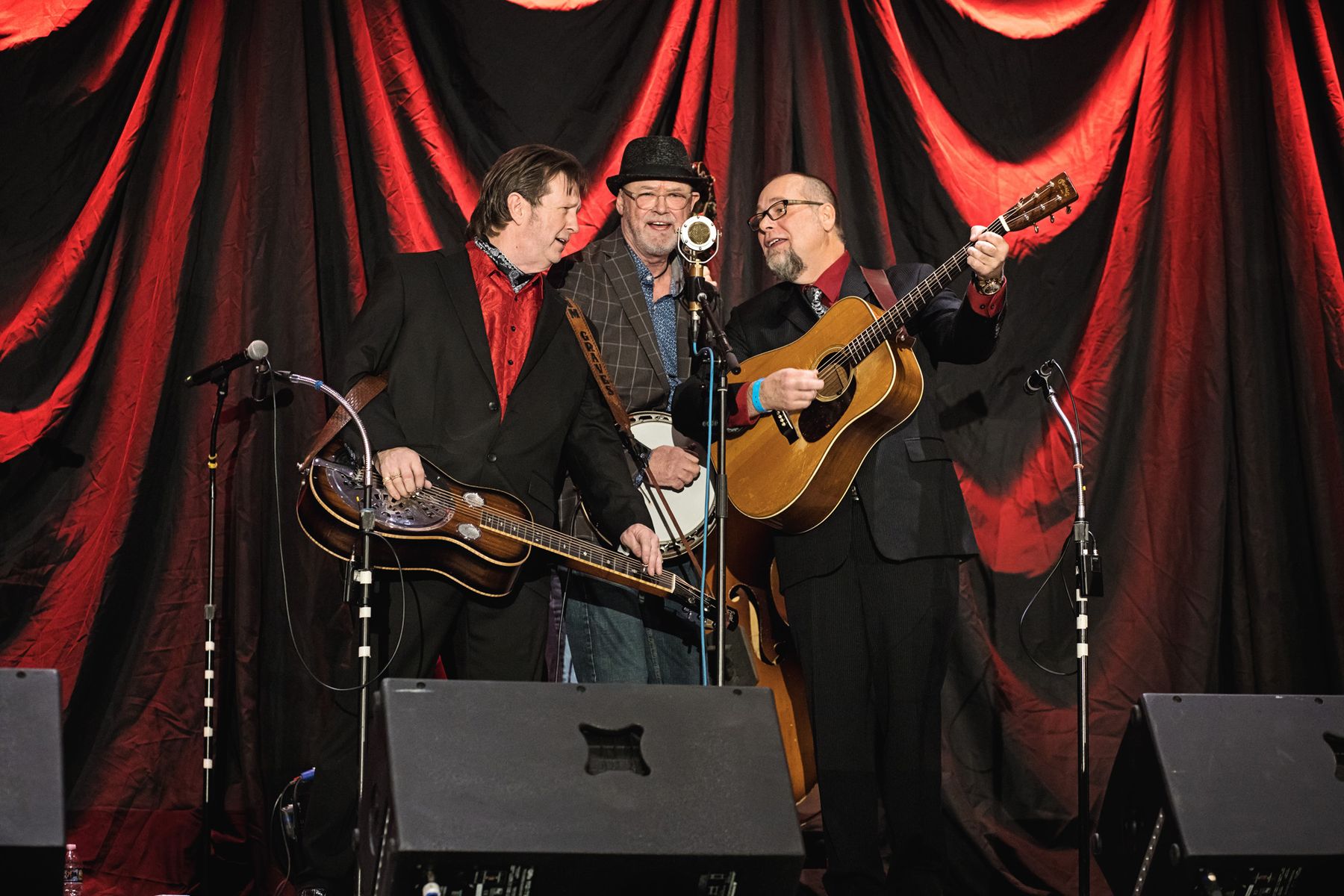 Tim Graves and The Farm Hands at The World-Famous Station Inn Friday ...