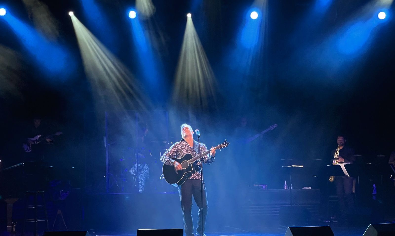 So Good! The Neil Diamond Experience - Photos