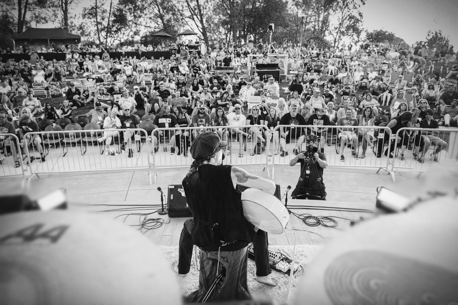 Aaron Leigh - Photos