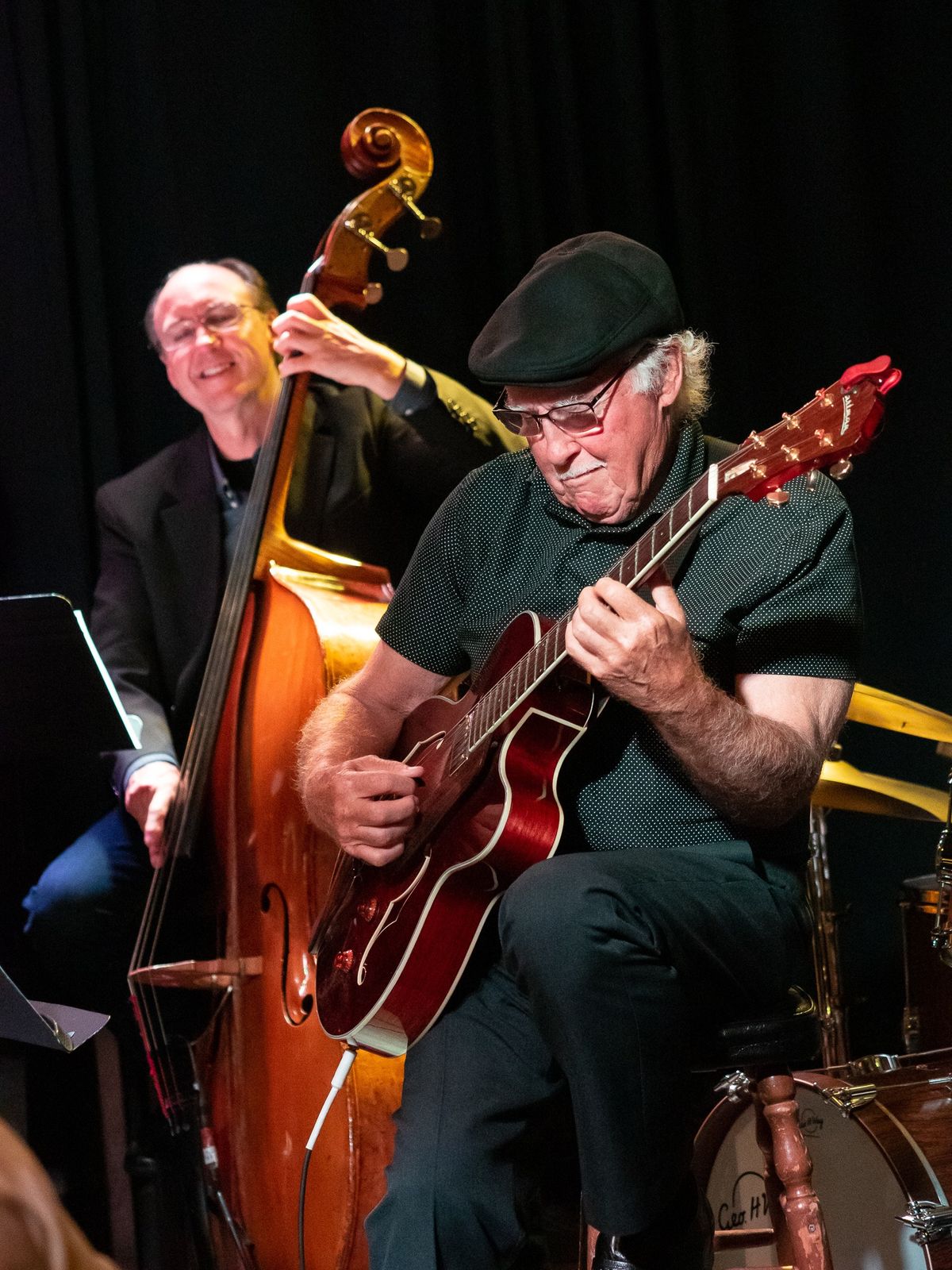 Oliver Gannon, Jazz Guitarist - Photos