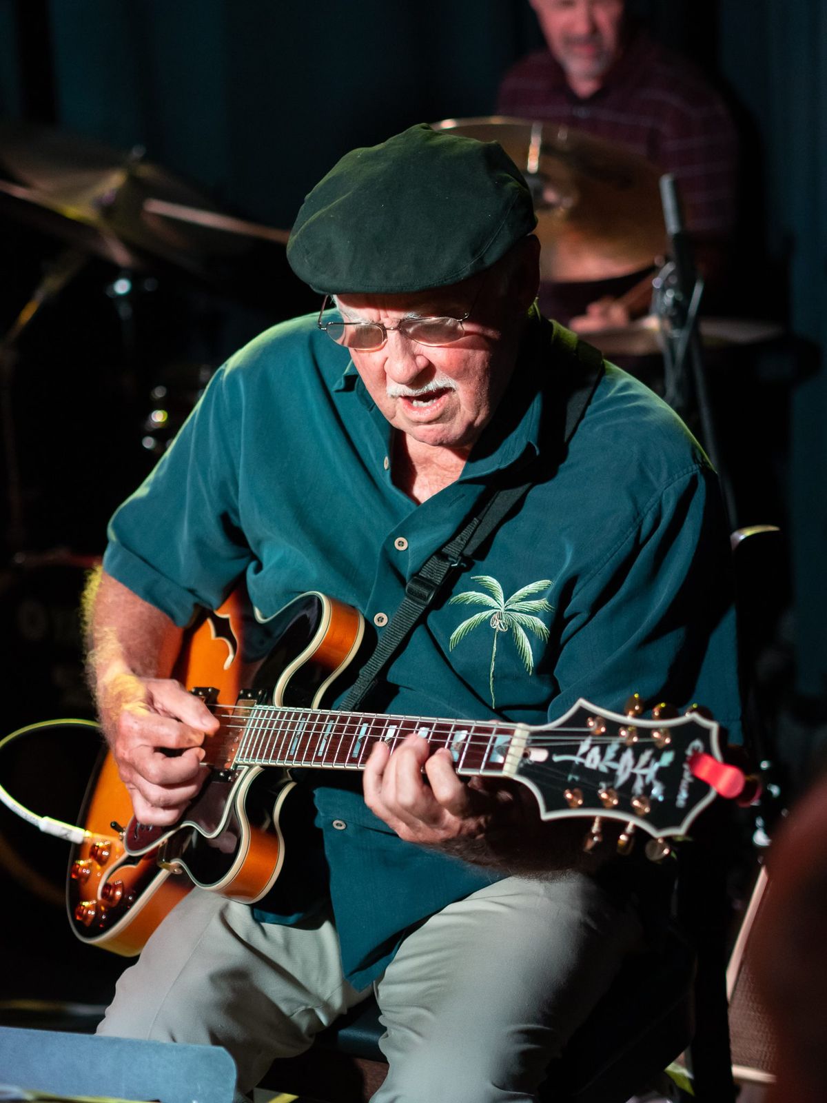 Oliver Gannon, Jazz Guitarist - Photos