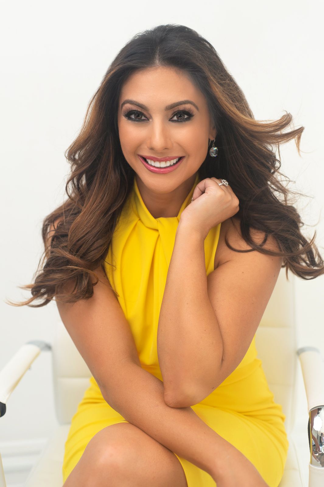 Julie Grant - Photos