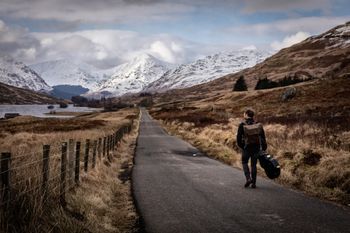 EWAN MACFARLANE - Bio