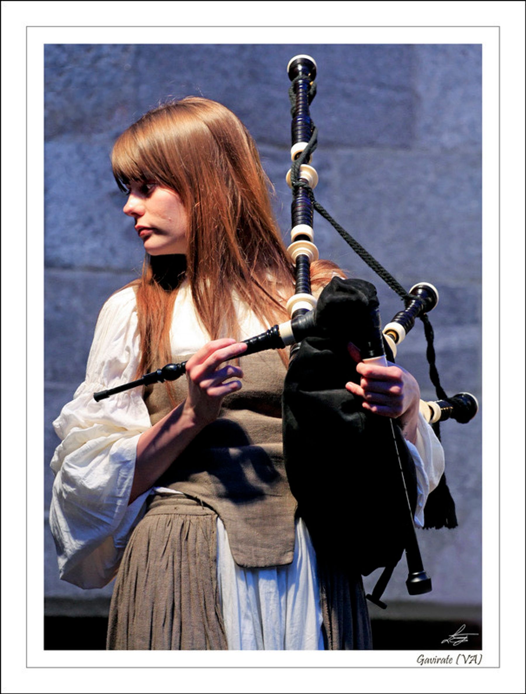 Jane Espie - The Phantom Piper - The Gael