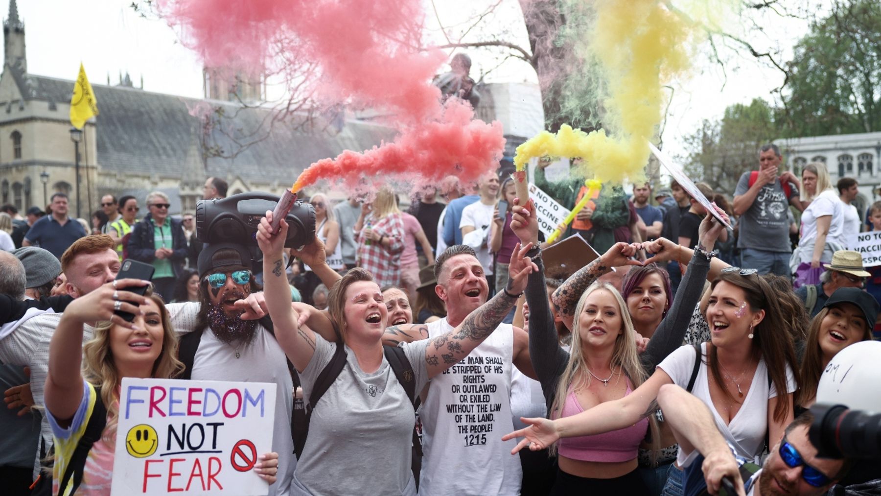 The English 909 (Freedom Radio)