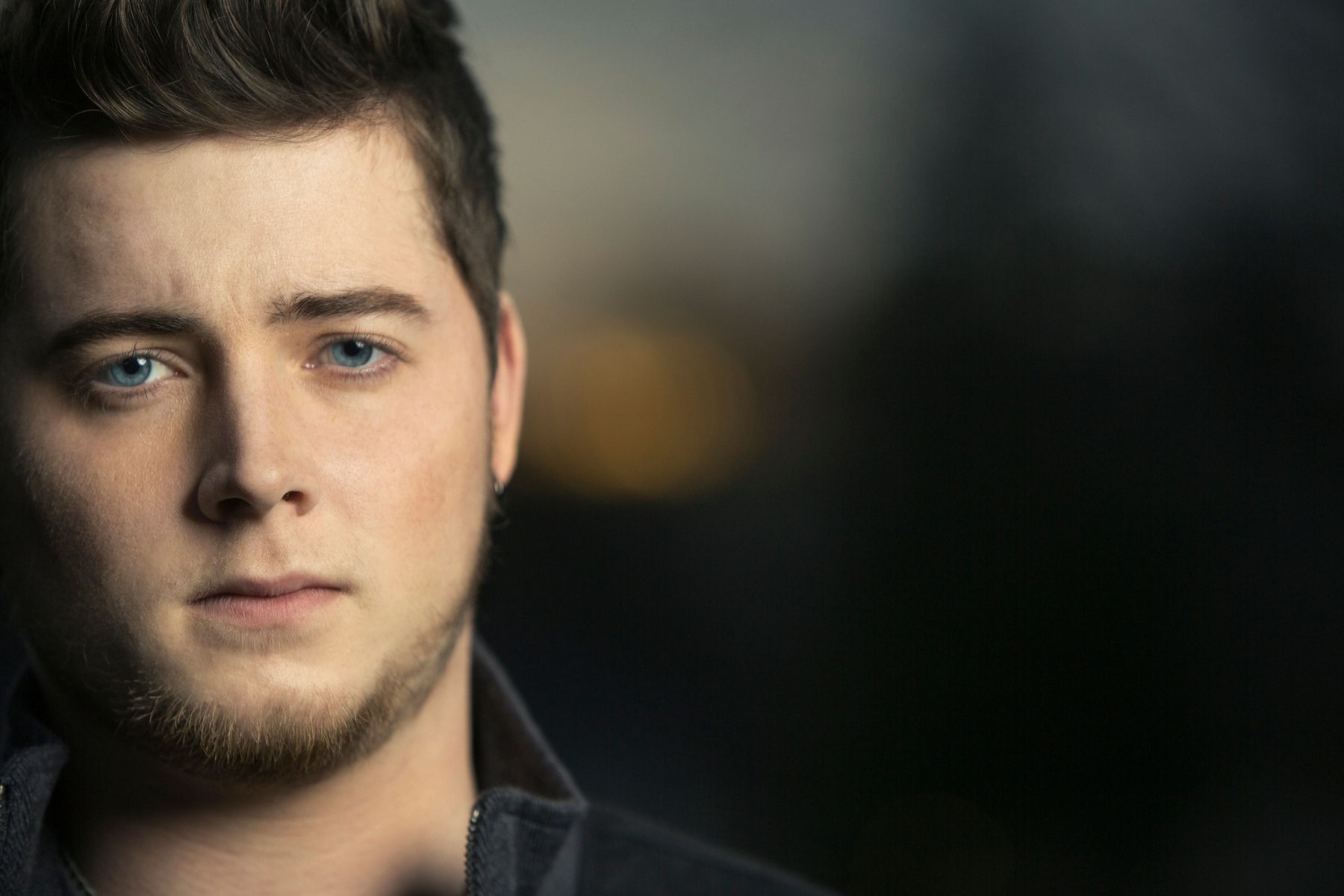 Zach Dylan - About Zach Dylan