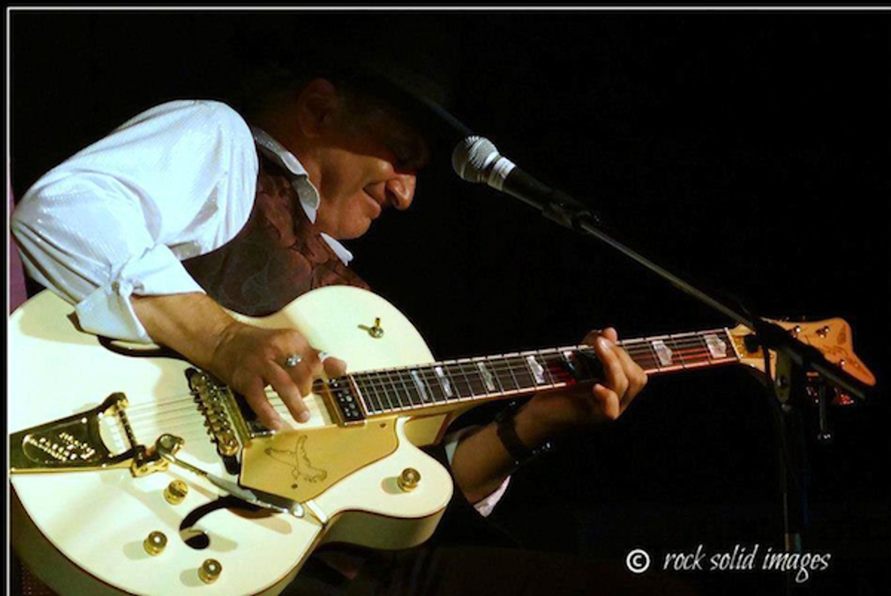 Rick Taylor | Blues and Roots Artist | Home