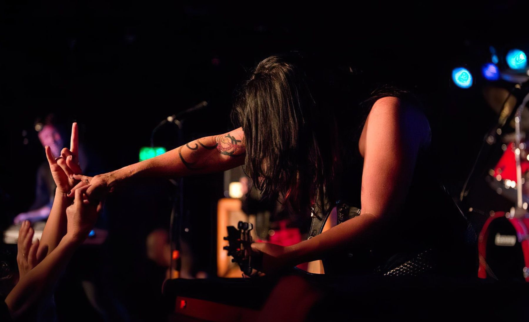 Roni Lee Group - Bio