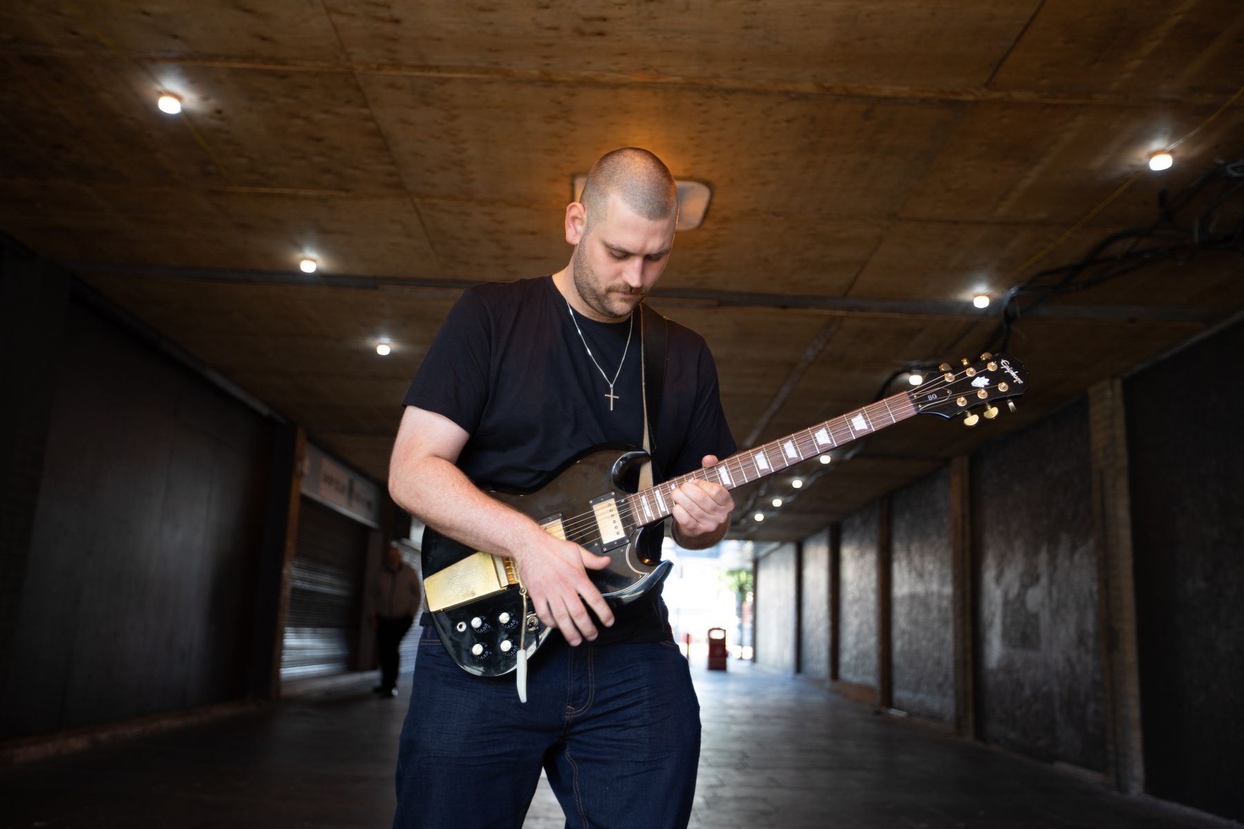 Julience. Manchester Rock Is Still Alive