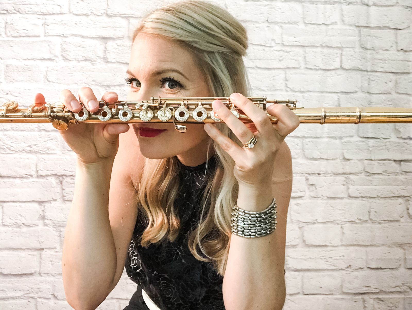 Karmen Gould - Photos