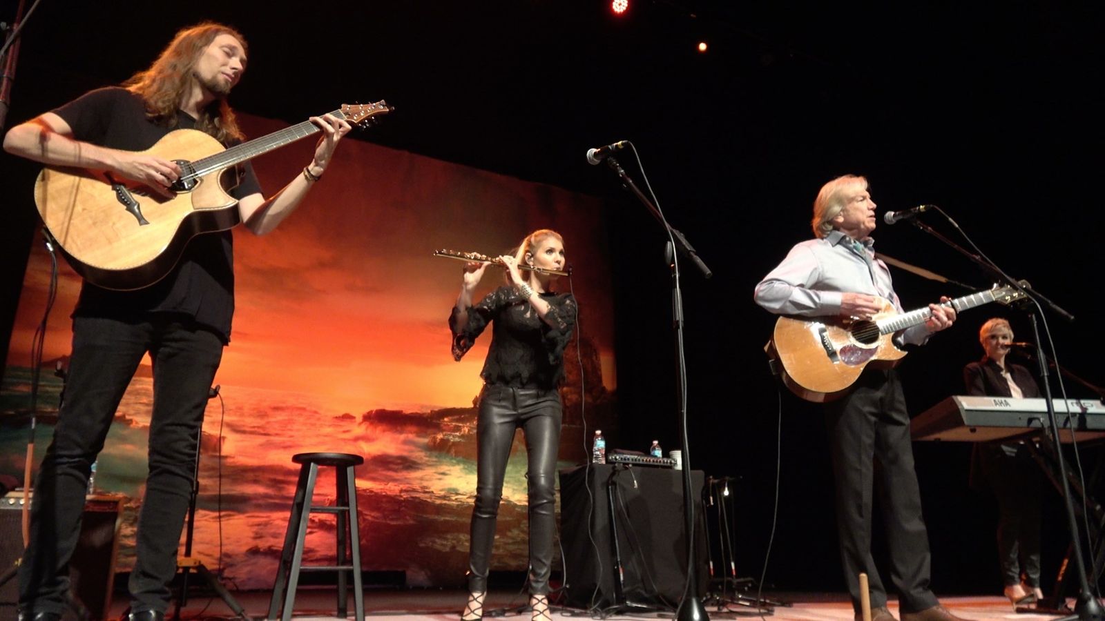 Karmen Gould - Photos