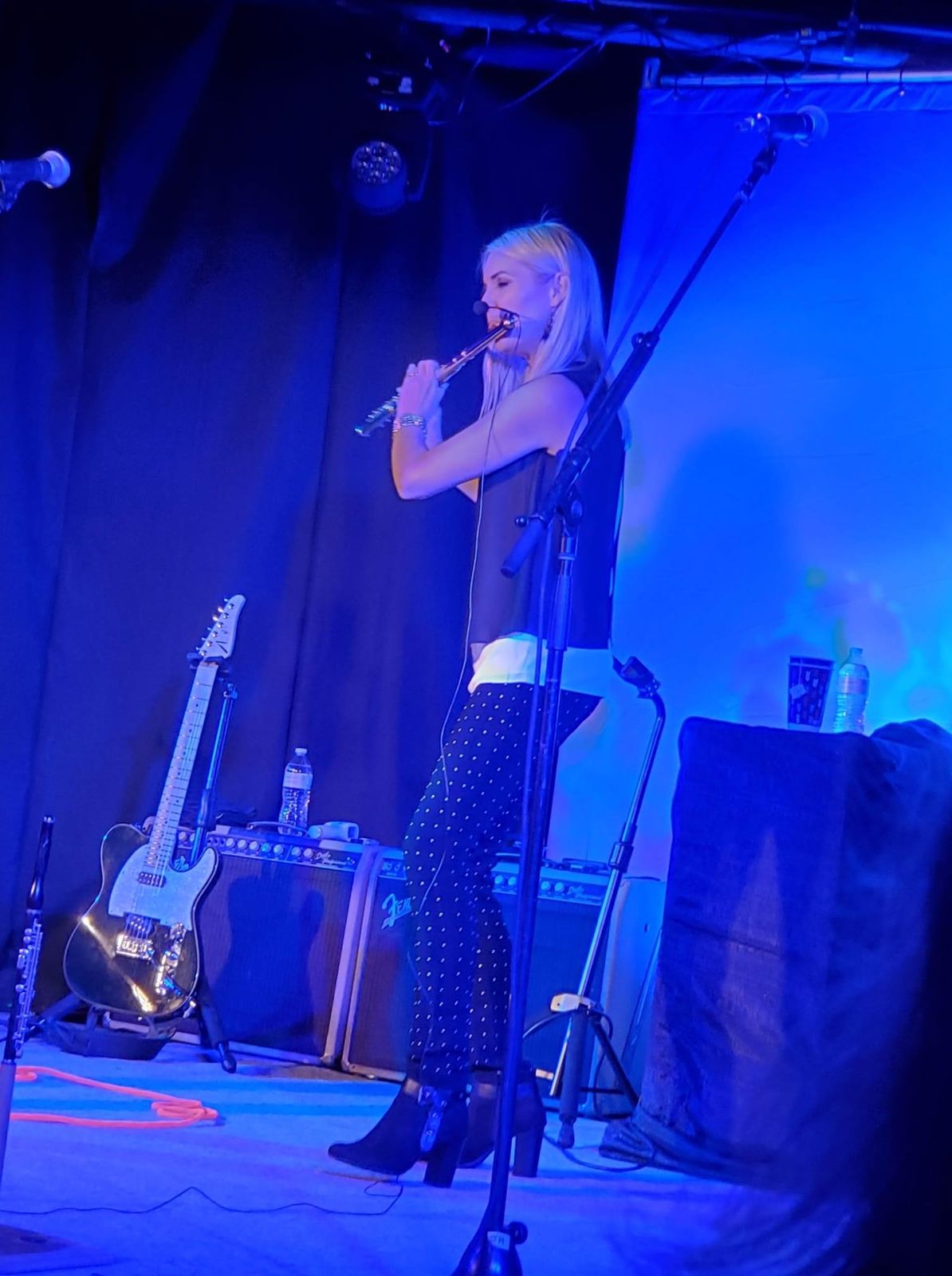 Karmen Gould - Photos