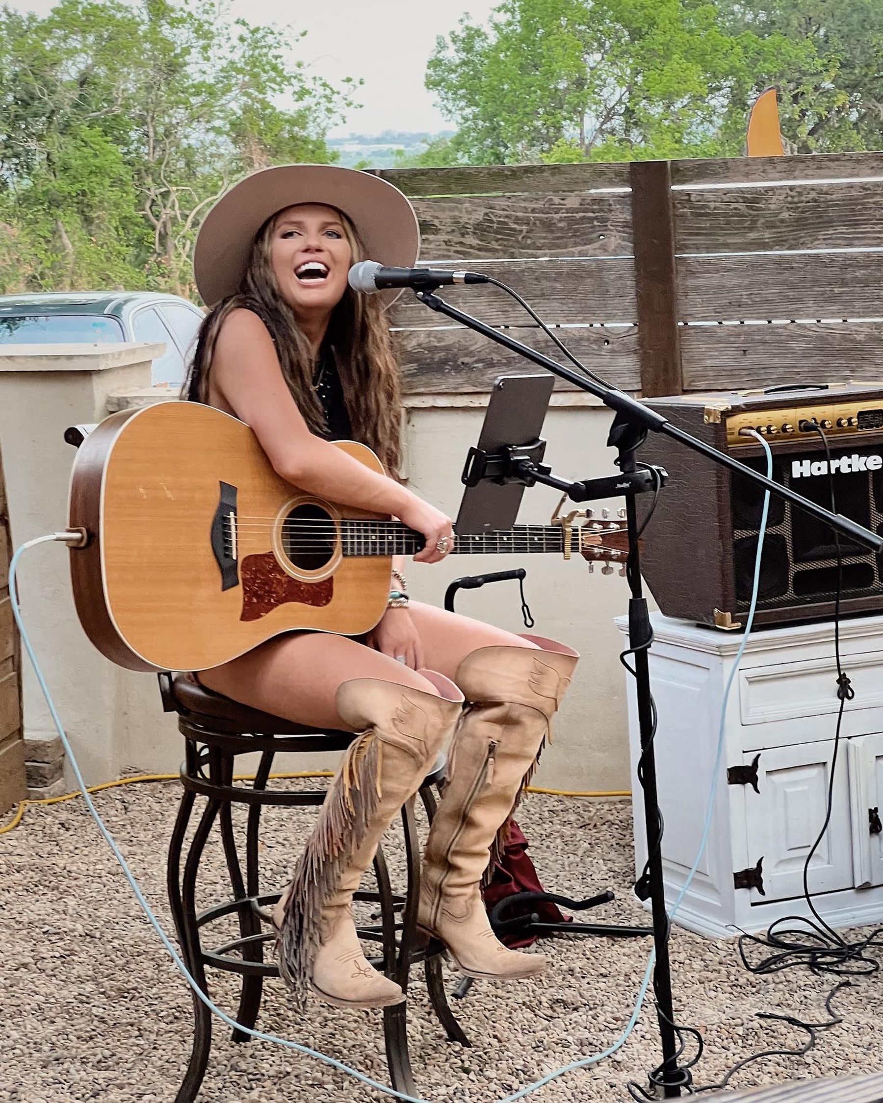 Shelby Rae Marshall - Biography