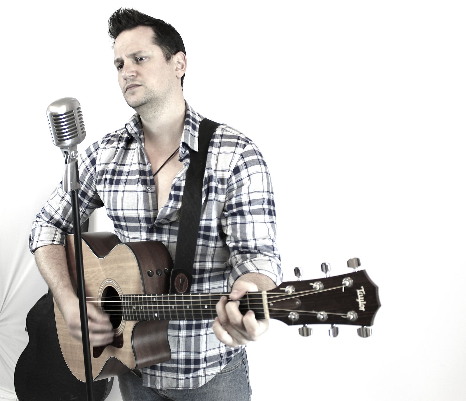 MICHAEL ADDISON - Photos